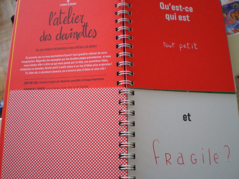 La grande fabrique à idées : un livre pour jouer avec les mots